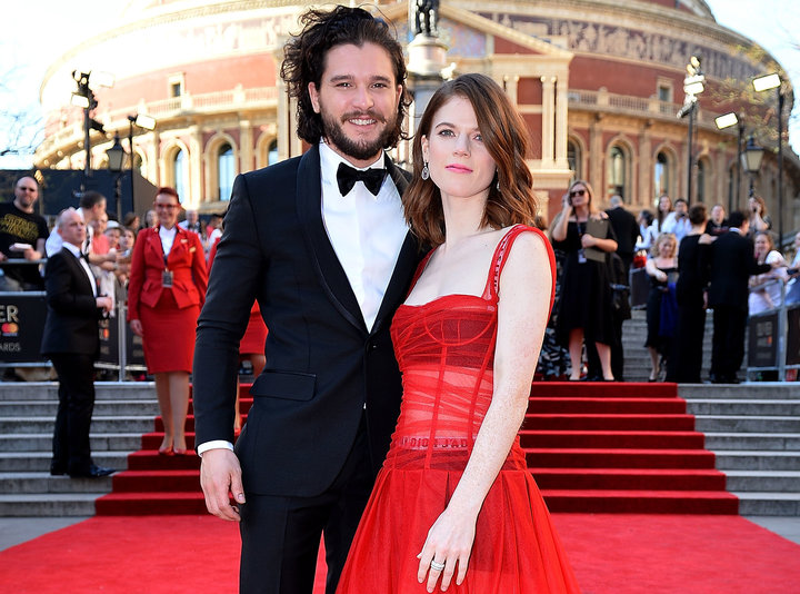 Jon Snow Is Engaged To The" Wildling Girl" Ygritte In Game Of Thrones ...