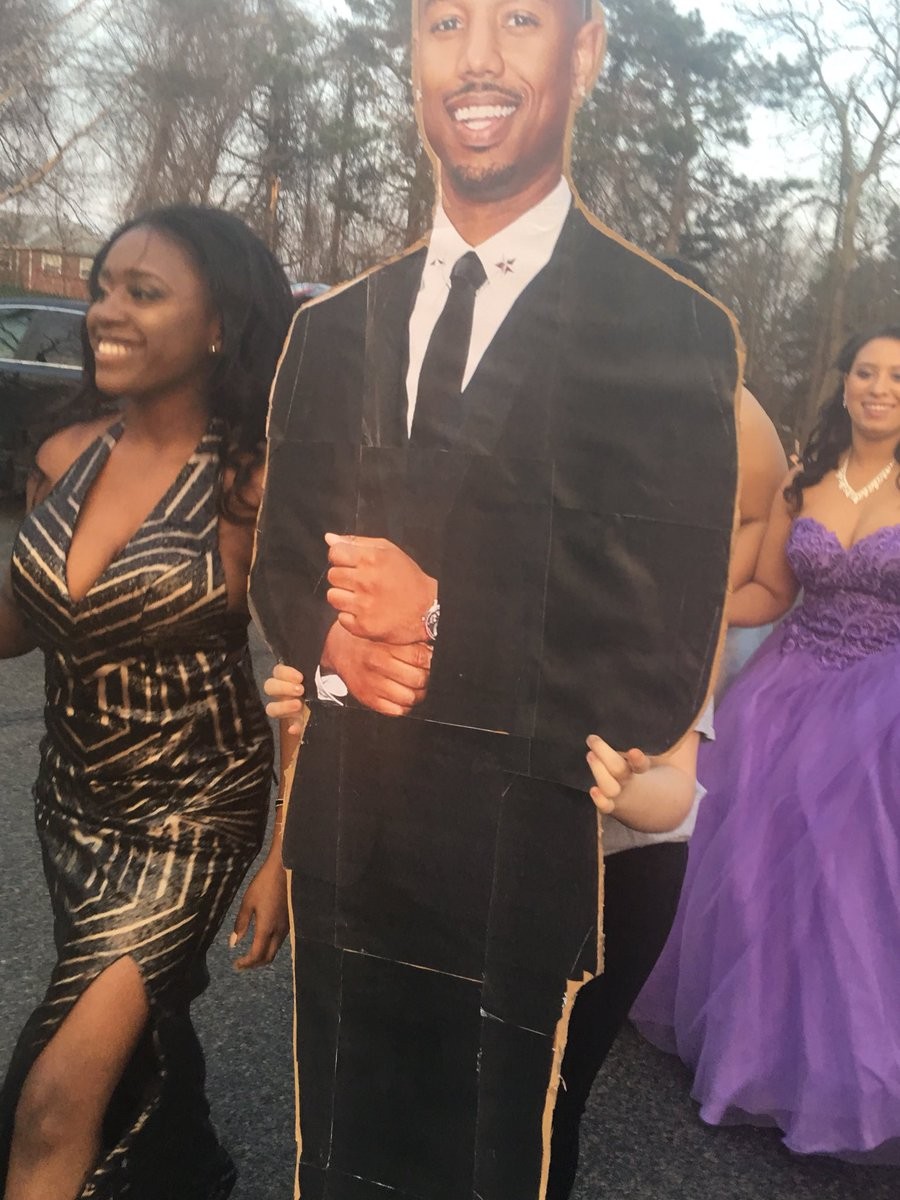 High School Student Takes Michael B Jordan As Her Date To Prom ...
