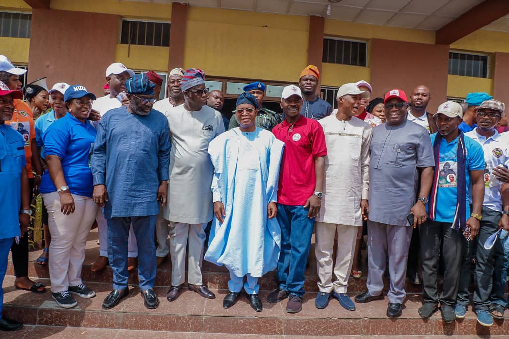 Oyetola Reverses Demotion Of LG Workers - OsunDefender