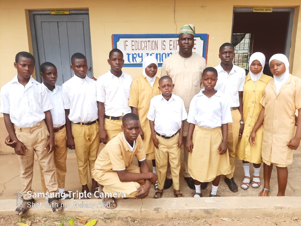 Osun Lawmaker, Ogunkanmi Awards Scholarship To 20 Indigent Students ...