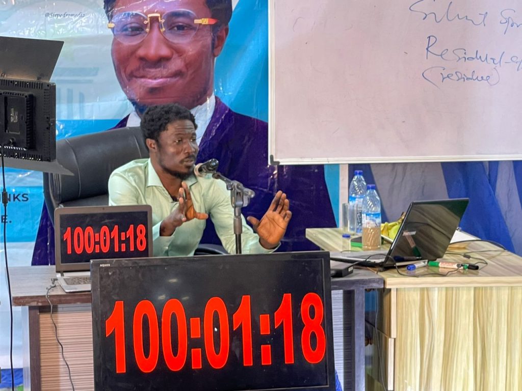 150-Hour Marathon Lecture: Osun Lecturer Reaches 105-Hour Mark ...